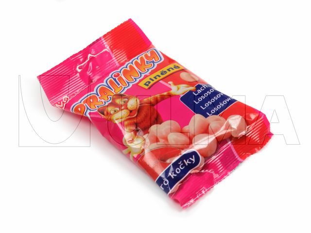 Dry fruits packaging in VFFS machine in pillow pack with Eurolock in ...
