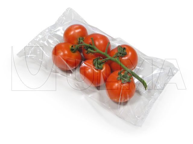 Tomato, pepper and aubergine packaging in flow pack wrapper (HFFS ...