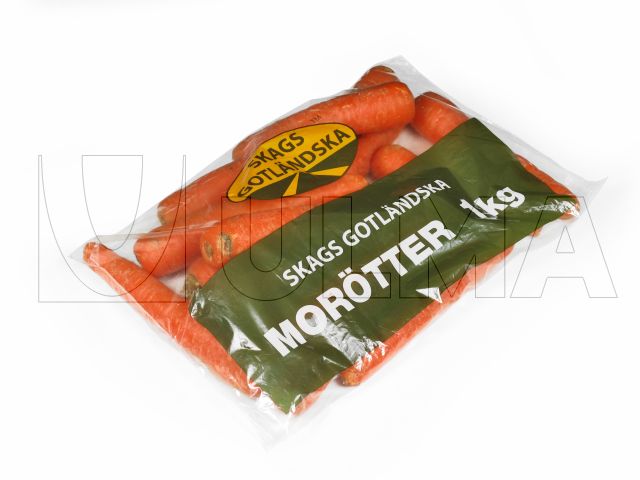Whole carrots packaging in pillow pack and PE film. — ULMA Packaging