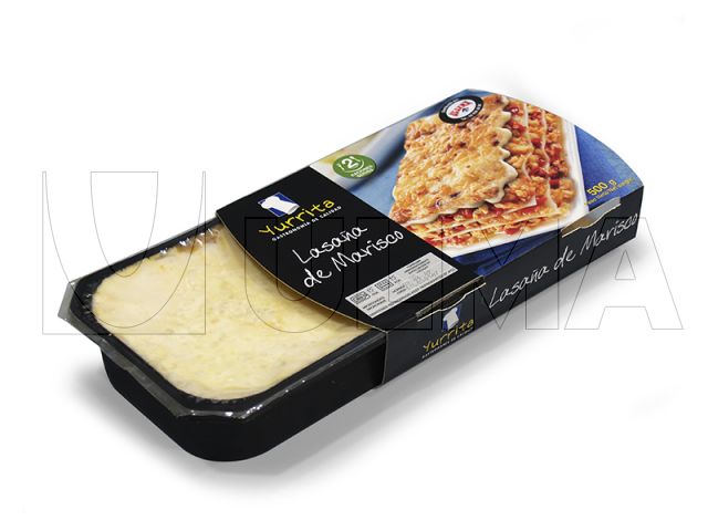 Cooked lasagna packaging in traysealing in rigid trays — ULMA Packaging